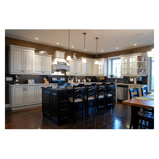 Maple Antique White Chocolate Glaze - Traditional - Kitchen - Other ...