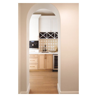 Maple Leaf Bar Area - Transitional - Kitchen - San Diego - by Savvy ...