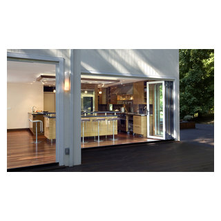 Marissa's Kitchen - Modern - Kitchen - New York - by Fivecat Studio ...