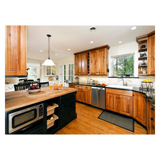 Merricks Kitchen - Traditional - Kitchen - DC Metro - by Merrick Design ...