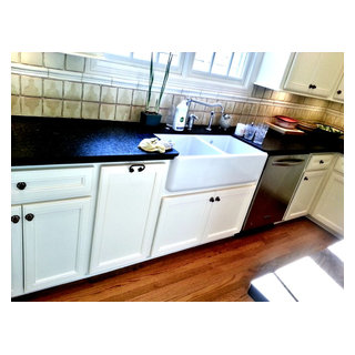 Michelle's Kitchen - Traditional - Kitchen - Austin - by Kitchen ...