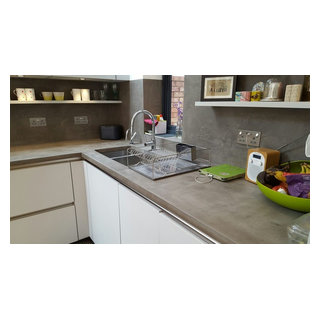 Microcement/Beton Cire Kitchen Work-surfaces and splashback ...