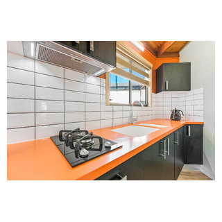 Milner - Modern - Kitchen - Sunshine Coast - by Kitchen Shop QLD | Houzz