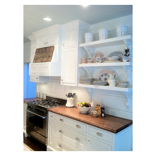 Milton Kitchen - Farmhouse - Kitchen - Atlanta - by Renew Properties ...