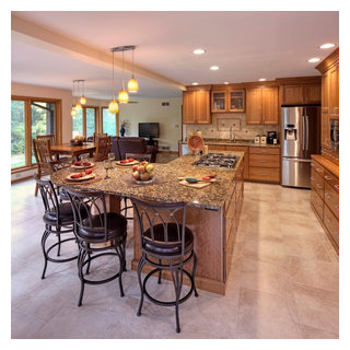 Milwaukee Kitchen Remodel - Traditional - Kitchen - Milwaukee - by ...