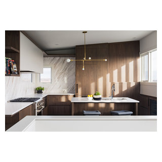 Minimalist Modern Kitchen - Modern - Kitchen - by Monogram Appliances ...