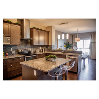 Mirage Model - Traditional - Kitchen - Edmonton - by Look Master ...