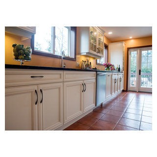 Miramar - Classique - Cuisine - Vancouver - par Thomas and Birch ...