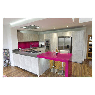 Modern design with magenta accents - Modern - Kitchen - Kent - by PTC ...