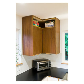 Modern Europly Kitchen - Modern - Kitchen - Seattle - by Beech Tree ...