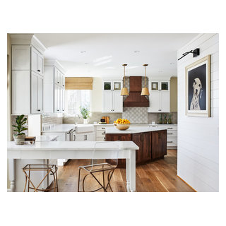 Modern Farmhouse Kitchen - Farmhouse - Kitchen - DC Metro - by Grace ...