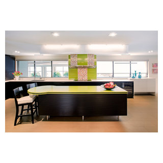 Modern Kitchen - Contemporary - Kitchen - Toronto - by 2001 Interiors ...