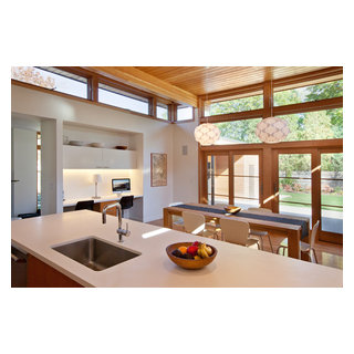 Modern Kitchen, Hingham MA - Modern - Kitchen - Boston - by Hammer ...