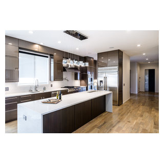 Modern Kitchen in Norman, OK with UltraCraft Cabinetry - Contemporary ...