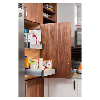 Modern Kitchen - Modern - Kitchen - Toronto - by LED Electric | Houzz