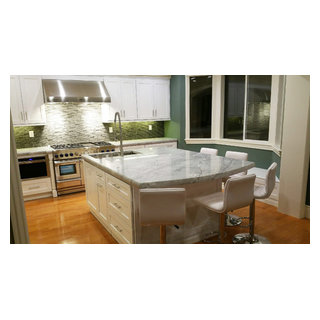 Modern Kitchen Redesign with Custom Dining Island - Moderne - Cuisine - San Francisco - par ...
