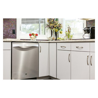 Modern Kitchen Remodel Done in a Grey Willow Color - Modern - Kitchen ...