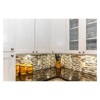 Modern Kitchen Remodel - Modern - Kitchen - Houston - by DWR ...
