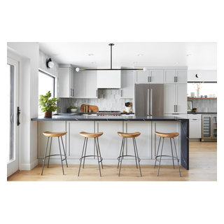 Modern Kitchen Renovation Part II - Scandinavian - Kitchen - Los ...