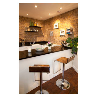 Modern Kitchen Space & Bar Area, London Apartment - Contemporary ...