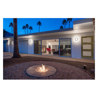 Modern Kitchen with Piper in Kona - Modern - Kitchen - Los Angeles - by ...