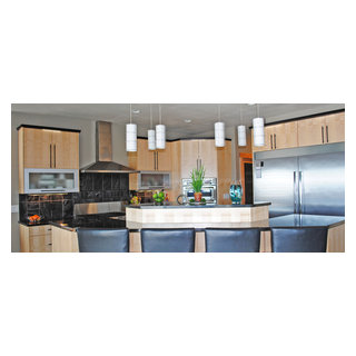 Modern Maple - Contemporain - Cuisine - Autres périmètres - par Creative Wood Designs Inc. | Houzz