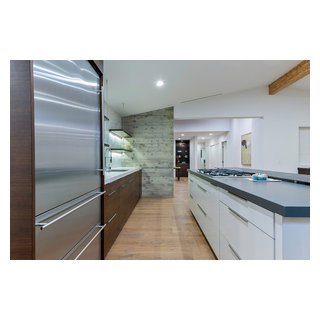 Modern Marvel - Contemporary - Kitchen - San Diego - by KW Designs | Houzz