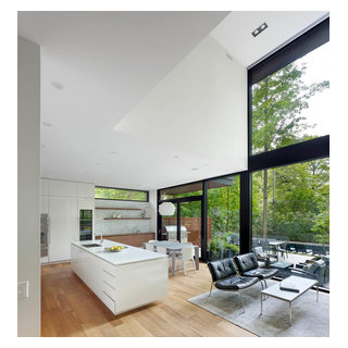 Modern Sidesplit House - Modern - Kitchen - Toronto - by Jillian Aimis ...