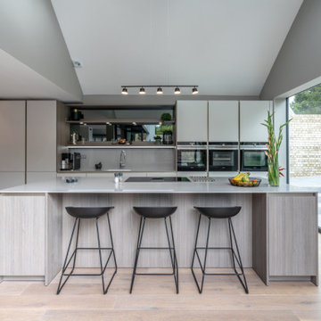 75 Beautiful Large Kitchen Ideas and Designs - August 2022 | Houzz UK