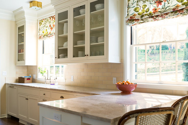 A Fresh Kitchen for a 1930s Colonial Revival House