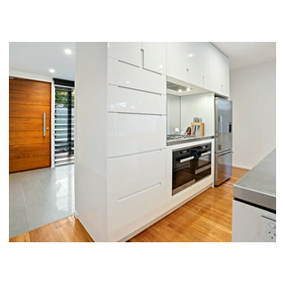 Morningside - Modern - Kitchen - Brisbane - by Saunders Building ...