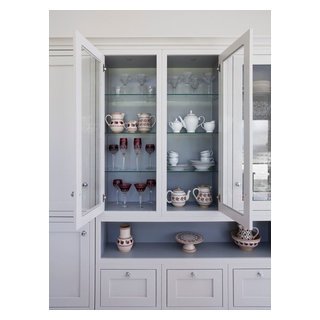 Mrs Stapleton - Traditional - Kitchen - Other - by Savvy Kitchens ...