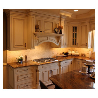 Hartman Custom Kitchen - Traditional - Kitchen - by That Cabinet Store ...