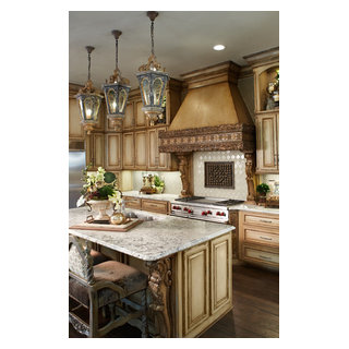 Museum Way Townhome - French Country - Kitchen - Dallas - by Haus of ...