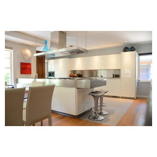 My Work - Contemporary - Kitchen - Dallas - by Servant Remodeling | Houzz
