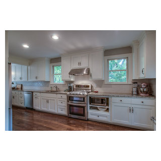 Nail Kitchen - Traditional - Kitchen - Nashville - by The Kingston ...