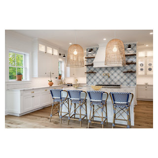 Nature Pointe, Gordon River Lane, Naples FL - Beach Style - Kitchen ...