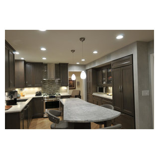 Neufeld/Bush Contemporary Kitchen - Contemporáneo - Cocina - Milwaukee ...