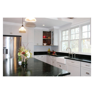 New Beginnings - Farmhouse - Kitchen - Boston - by Renovisions | Houzz