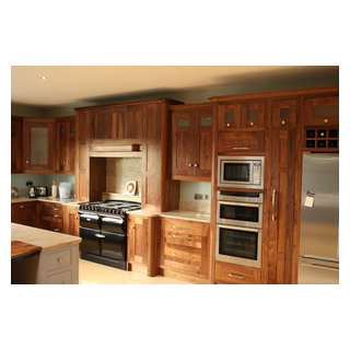 new build in Birr - Traditional - Kitchen - Dublin - by Richard Burke ...