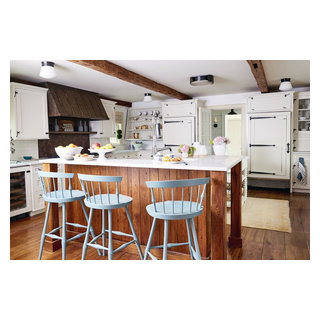 New Canaan, CT - Farmhouse - Kitchen - New York - by BNR Interiors, Inc ...