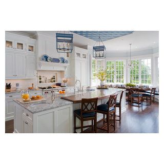 New Canaan Kitchen - Traditional - Kitchen - New York - by Veronica ...