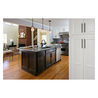 New Canaan Open Kitchen - Transitional - Kitchen - Boston - by Britt ...