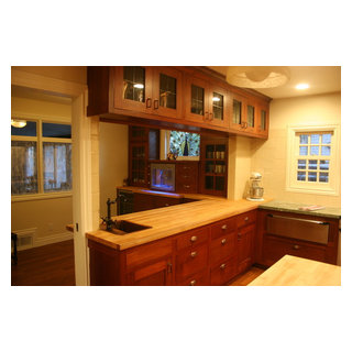 New Coffee Bar and Refreshment Center - Farmhouse - Kitchen - Orange ...