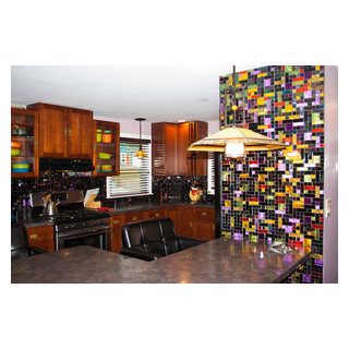 New York Residence: Dichroic Glass Tile Kitchen Backsplash - Craftsman ...