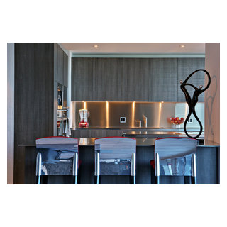 NFL Players Residence - Contemporary - Kitchen - Miami - by Miriam ...