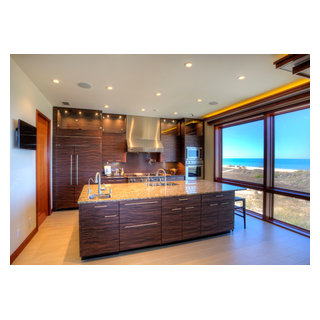 North Clearwater Beach Residence - Modern - Kitchen - Tampa - by Klar ...