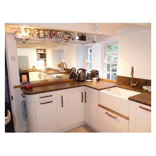 North facing kitchen - Farmhouse - Kitchen - Cornwall - by SoKipling ...