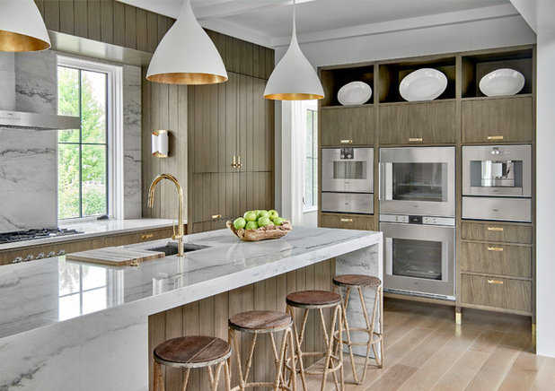 Kitchen of the Week: A Blend of Rustic and Contemporary Styles