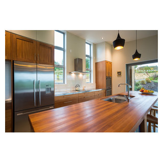 Oak & Stainless Steel Kitchen Ruby Bay - Farmhouse - Kitchen - Other ...